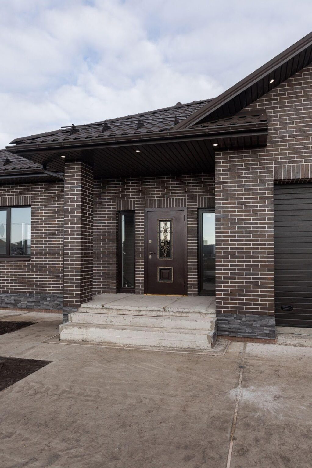 8 Benefits of Foundation Liners | Windowell Expressions